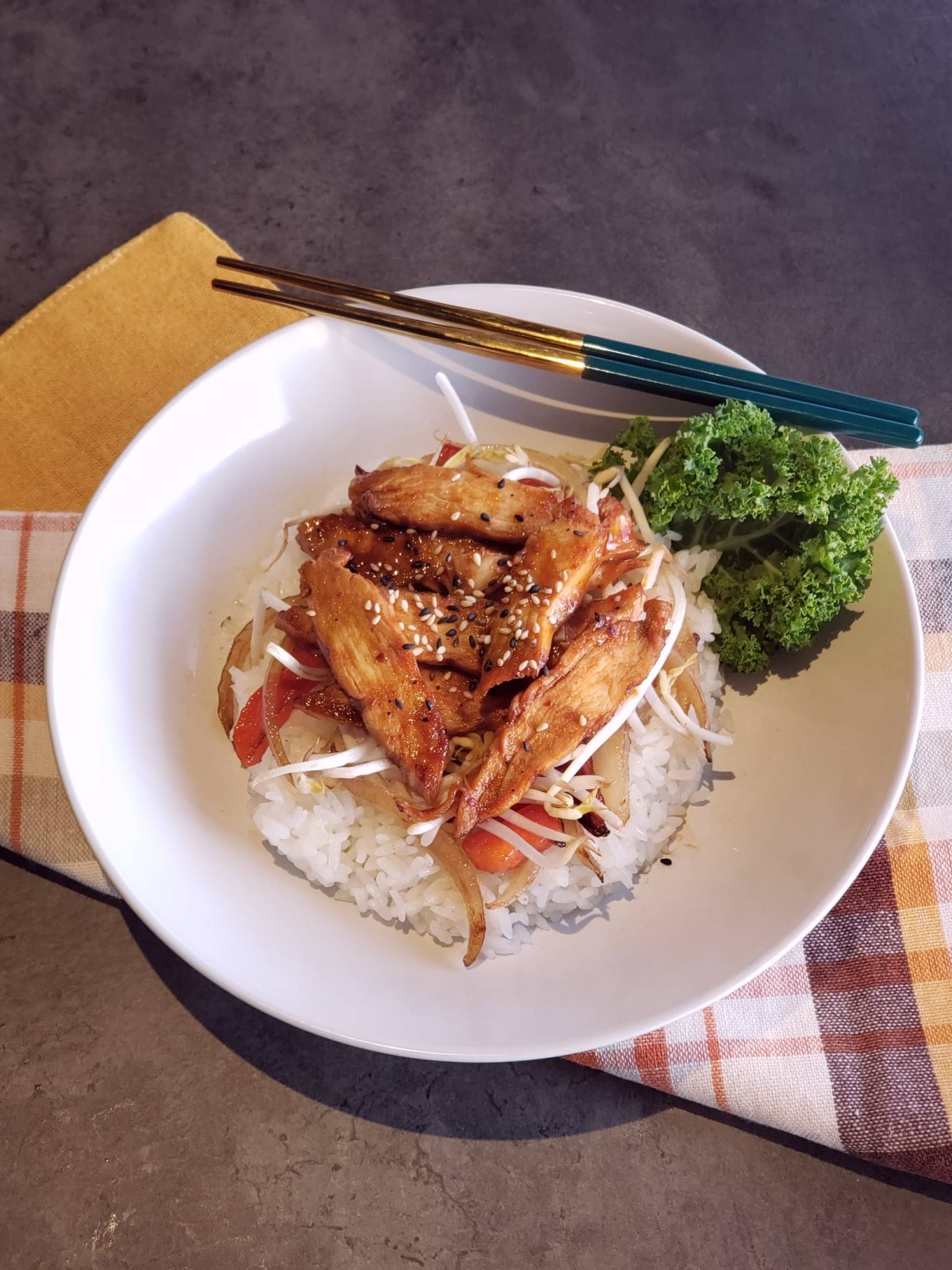 Korean Gochujang Chicken with Steamed Jasmine Rice - MealFix Canada