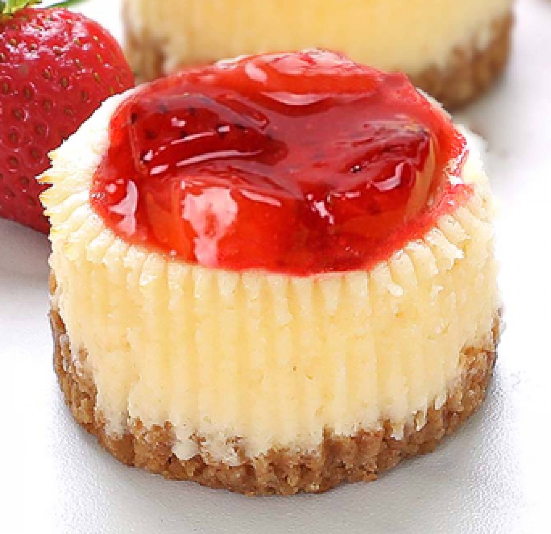 Strawberry Swirl Cheesecake Cup - MealFix Canada